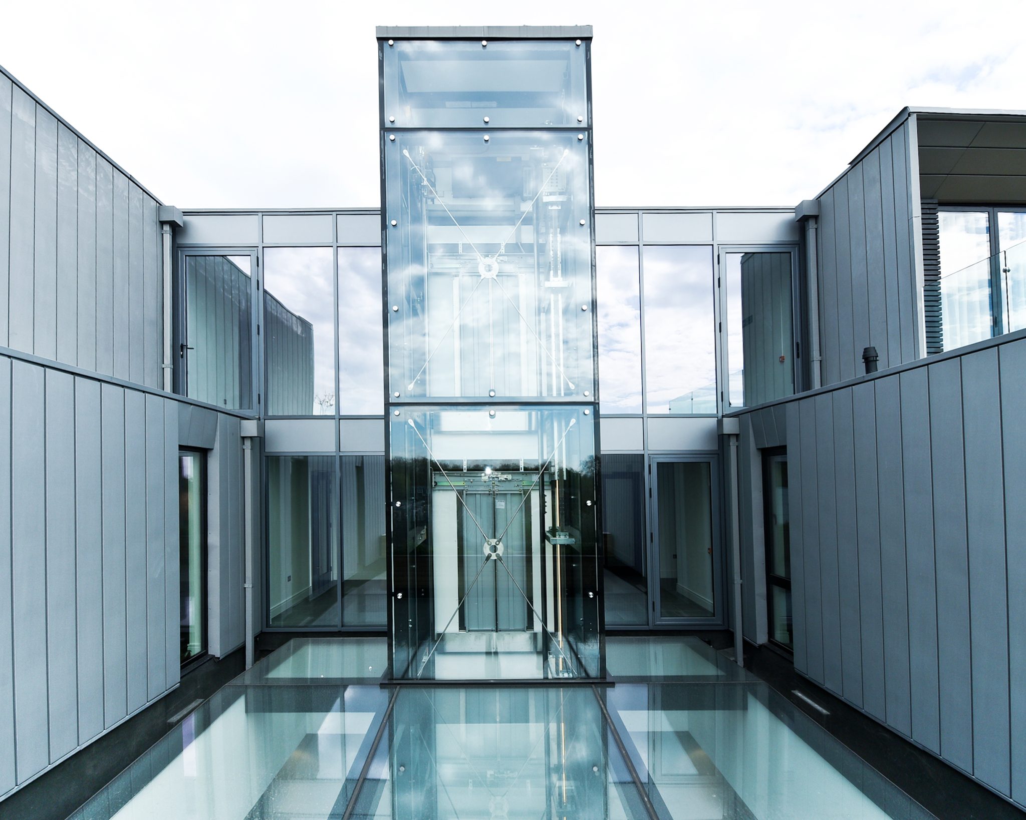 Structural Glass & How It Is Used In Architecture