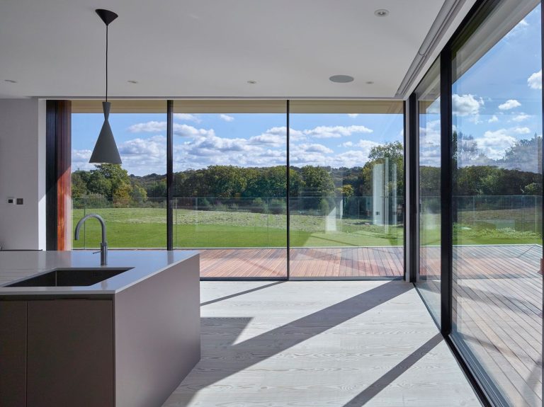 What is Tempered Glass: Features and Benefits